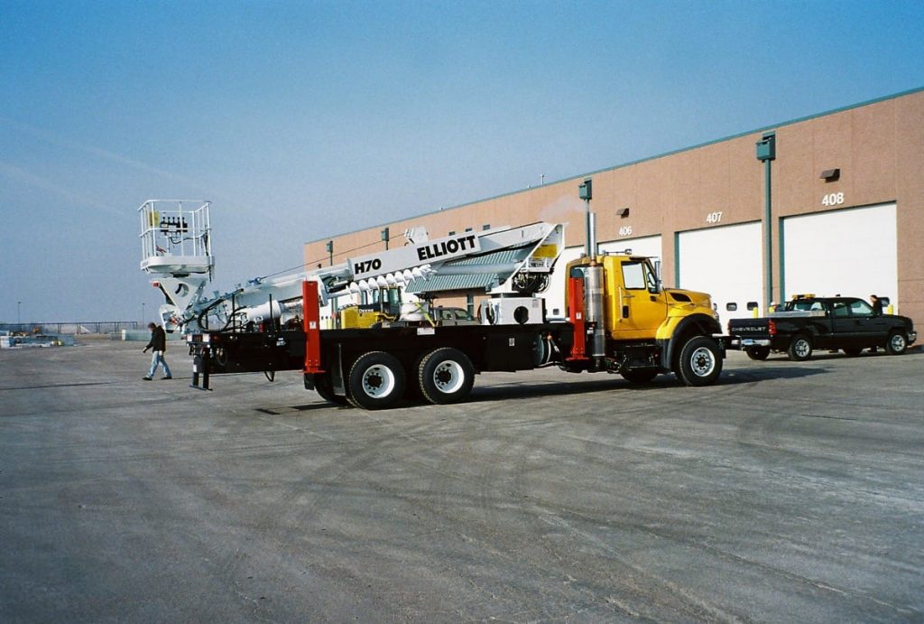 Elliott Digger Derrick & Boom Truck Products - Aspen Equipment