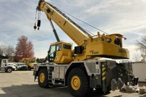 Industrial Equipment, Cranes, and Service Trucks For Sale